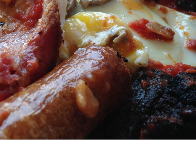 British Bites: The UK’s Must-Eat Treats